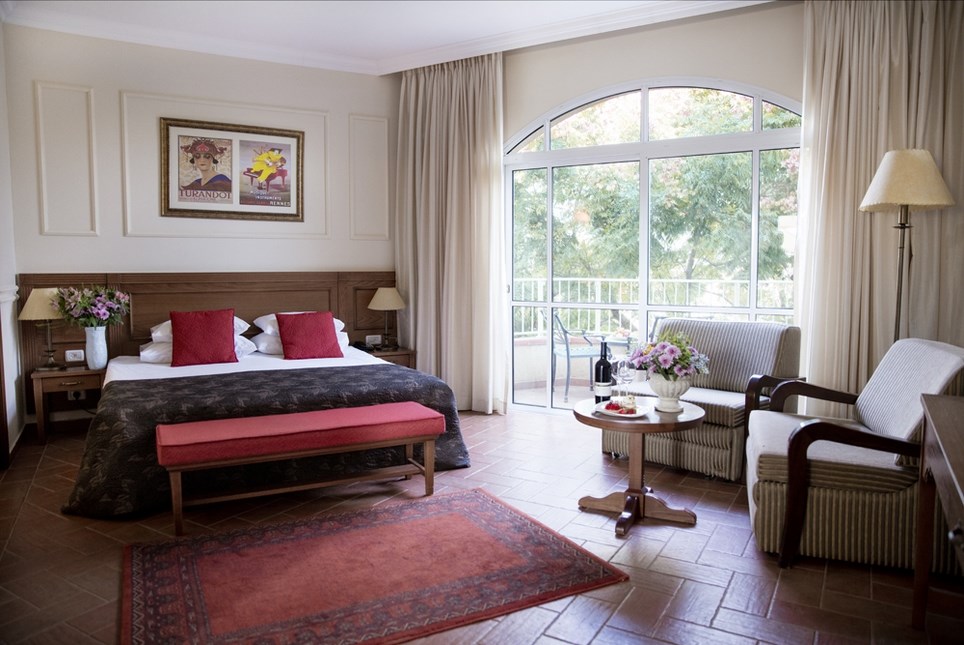 Accommodation in north Israel - Pastoral Kfar Blum Hotel